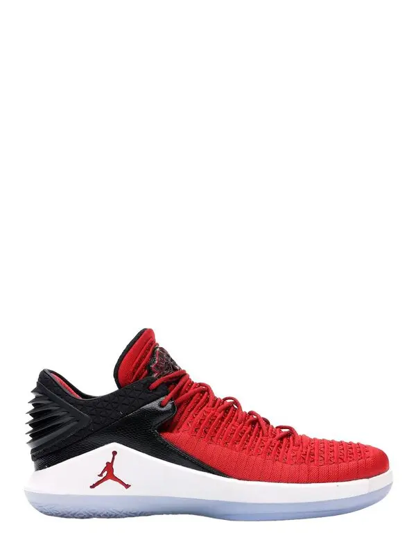 JORDAN Xxxii Low Chicago Win Like 96 - University Red/black/metallic Silver