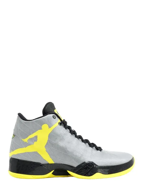 JORDAN Xx9 Oregon Ducks Pe Sneakers - Metallic Silver/yellow Strike/black