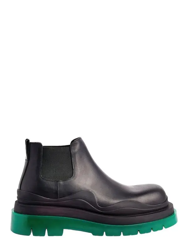 Bottega Veneta Leather Tire Chelsea Boots - Black/green