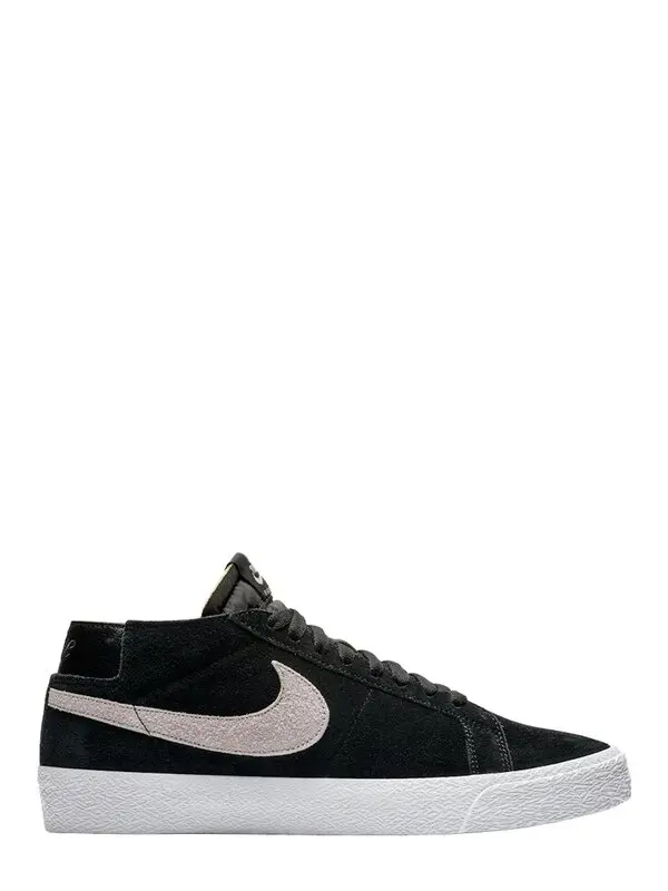 Nike Sb Zoom Blazer Chukkain Sneakers - Black/atmosphere Grey