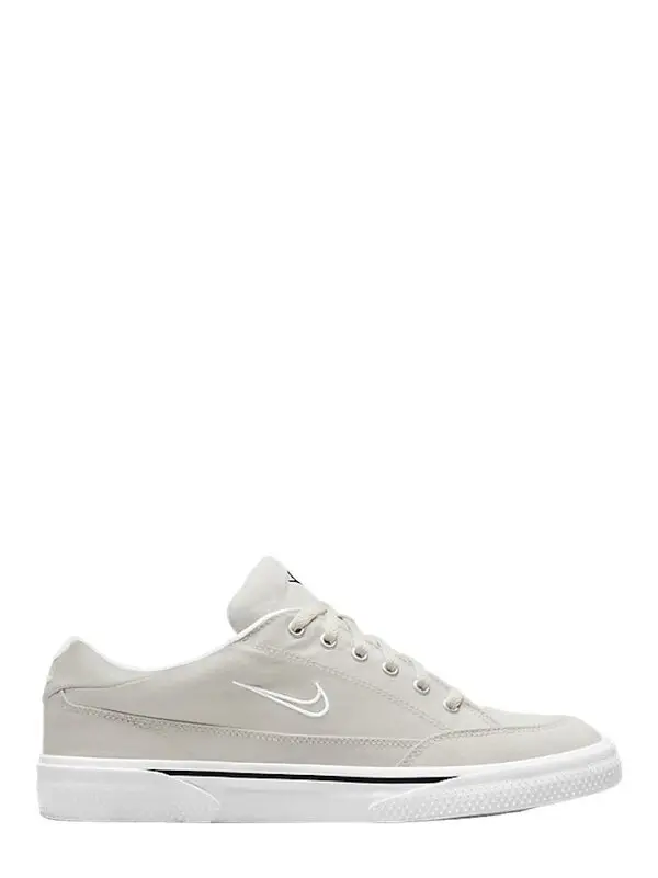 Nike Gtsin Low Top Sneakers - Light Bone/white
