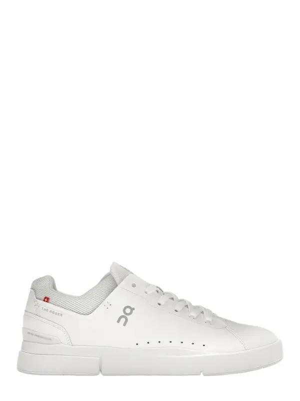 On The Roger Advantage Sneakers - White