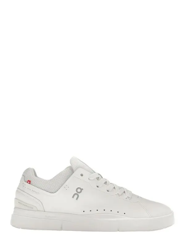 On The Roger Advantage Sneakers - White