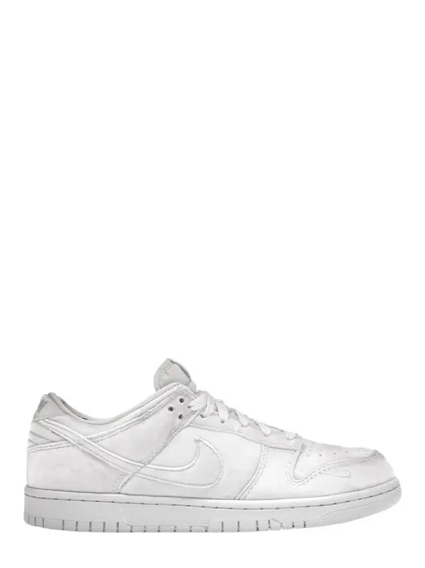 Nike Dunk Low Dover Street Market Triple Velvet Sneakers - White
