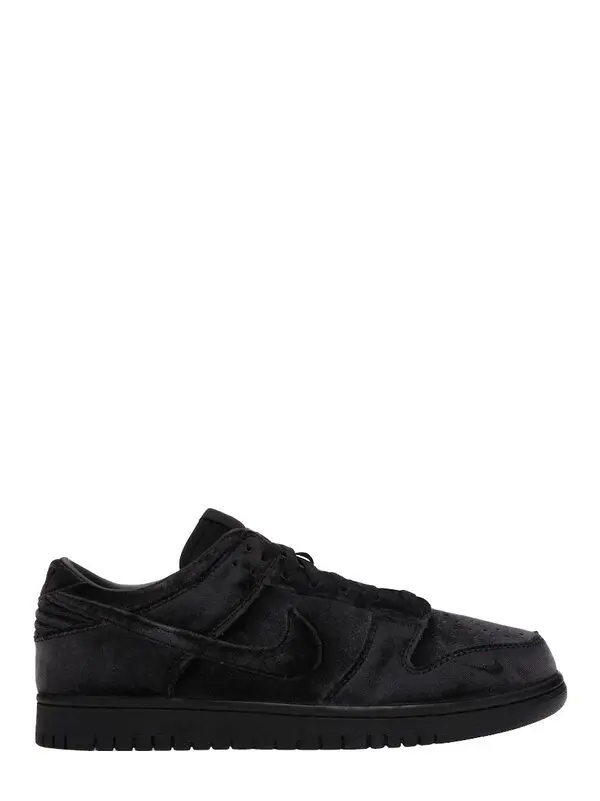 Nike Dunk Low Dover Street Market Triple Velvet Sneakers - Black
