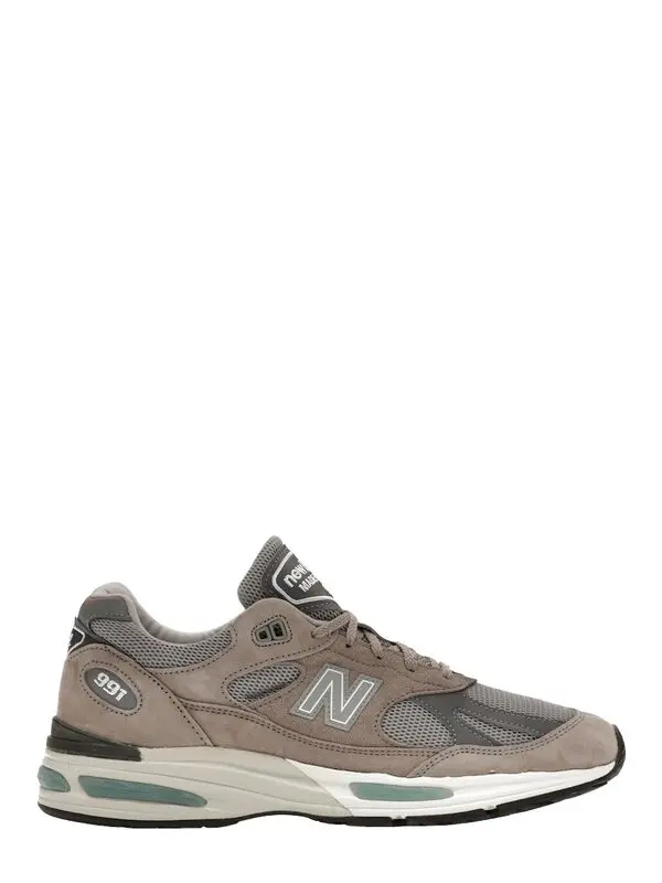 NEW BALANCE 991v2 Miuk Rock Ridge Sneakers - Dove/alloy/silver