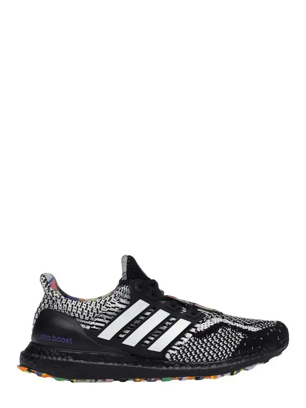 Adidas Ultra Boost 5.0 Kris Andrew Small Pride Collection - Black/white