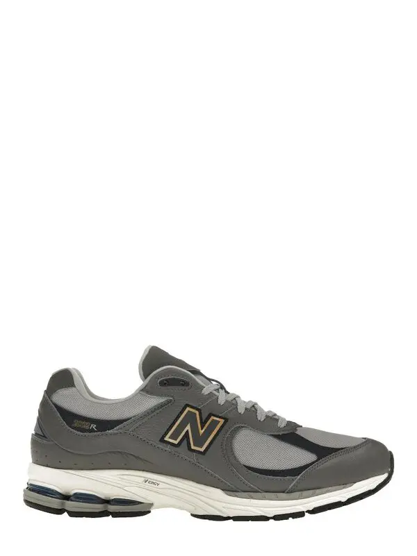 NEW BALANCE 2002r Sneakers - Castlerock/eclipse/gold Metallic