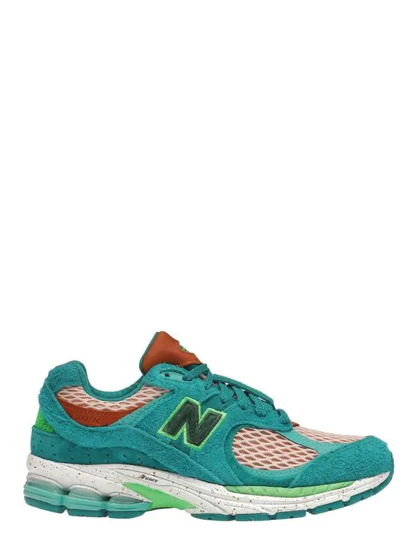 NEW BALANCE 2002r Salehe Bembury Water Be The Guidein Sneakers - Team Teal/rose Water