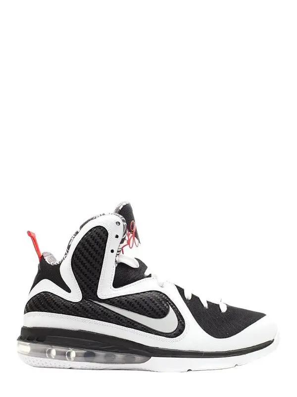Nike Lebron Freegums Sneakers - White/black