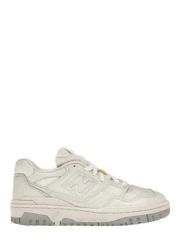 NEW BALANCE 550 Sneakers - White/turtledove