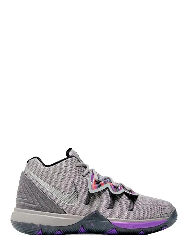 Nike Kyrie 5 Graffiti Sneakers - Atmosphere Grey/metallic Silver