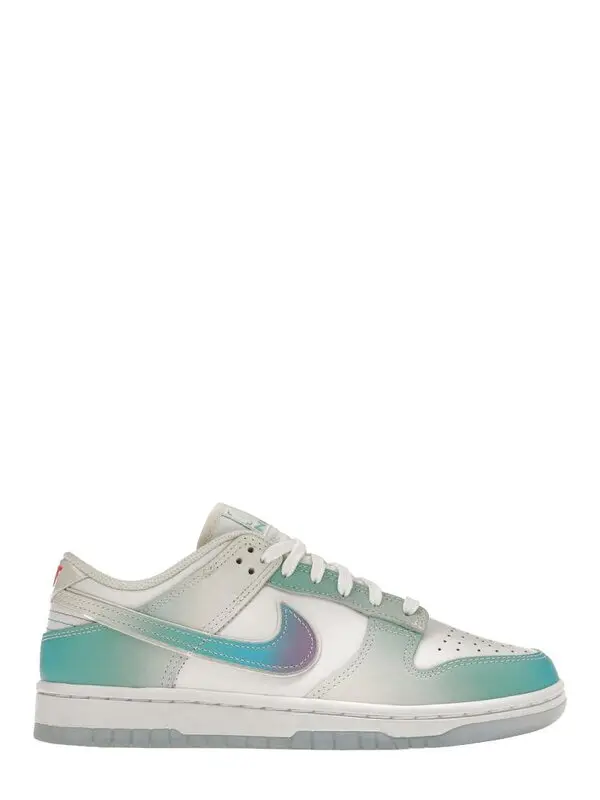 Nike Dunk Low Unlock Your Space Sneakers - White