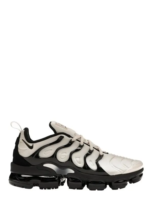 Nike Air Vapormax Plus Sneakers - Light Orewood Brown/black
