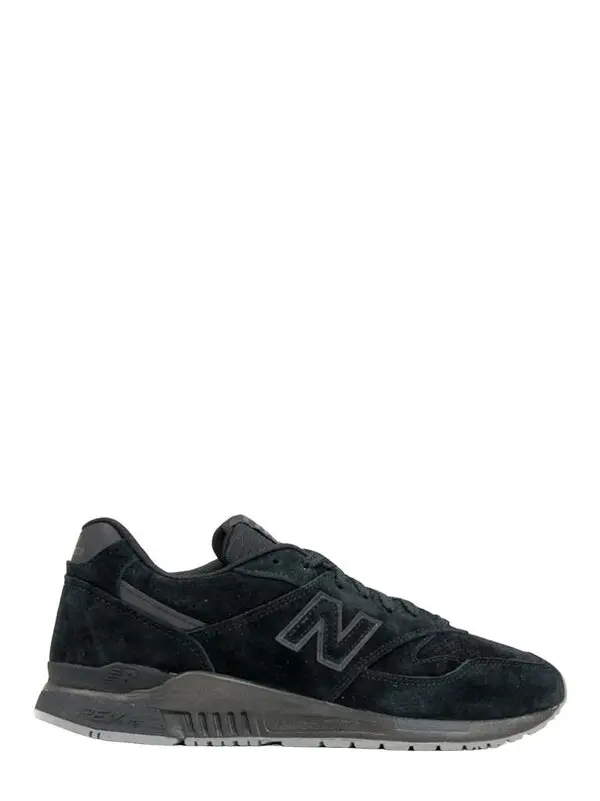 NEW BALANCE 840 Sneakers - Black