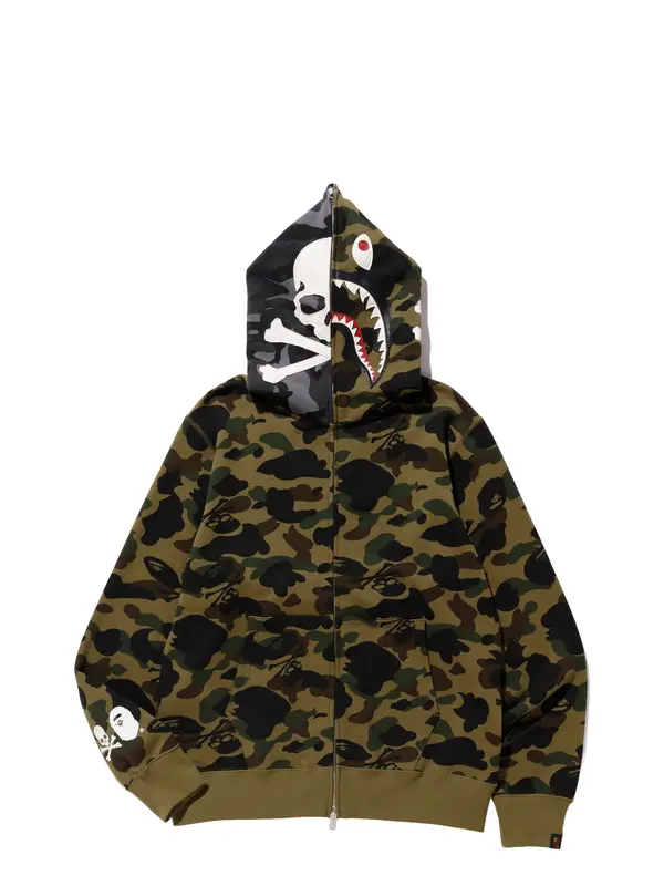A BATHING APE Vs Mastermind Split Panel Camo Hoodie - Green/black