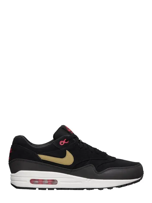 Nike Air Max 1 Sneakers - Black/metallic Gold/hyper Red