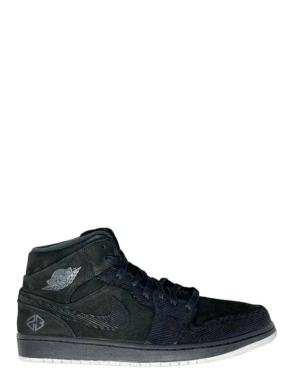 JORDAN 1 Mid Sneakers - Black/summit White/metallic Gold