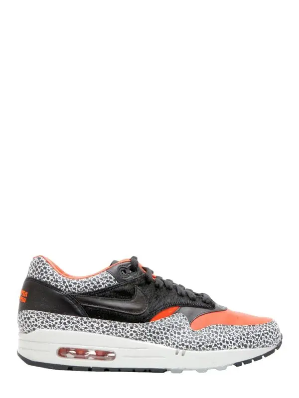Nike Air Max 1 Sneakers - Safety Orange/black