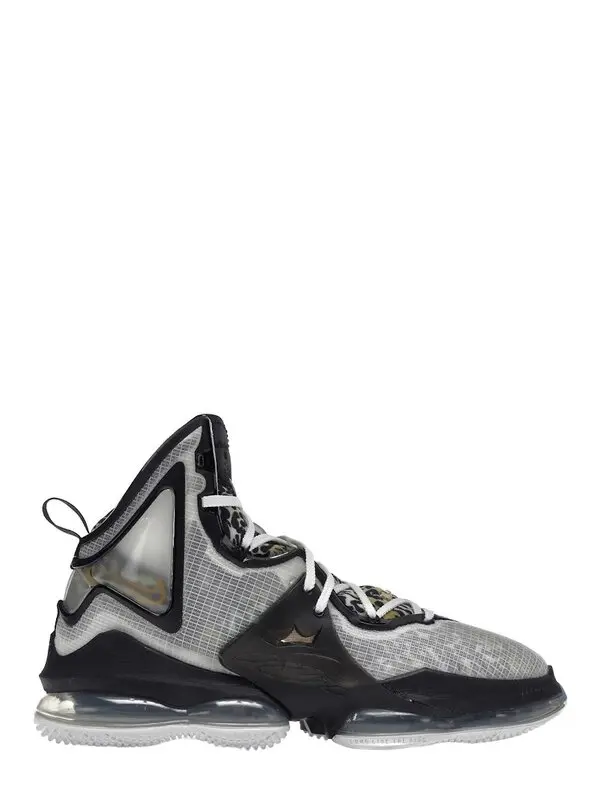 Nike Lebron 19 Royalty Sneakers - White/black/metallic Gold