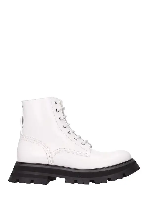 Alexander McQueen Lace-up Ankle Boot - White/black