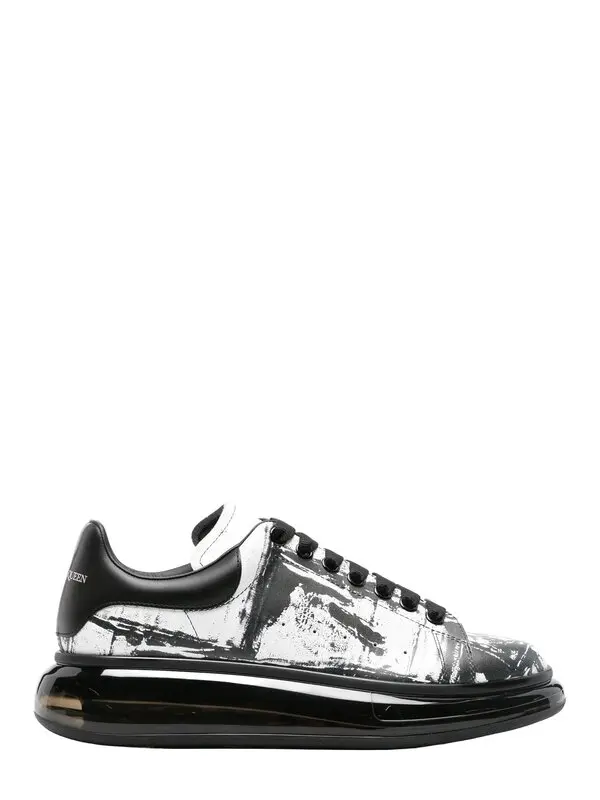 Alexander McQueen Oversized Printed Sneakers - White/black