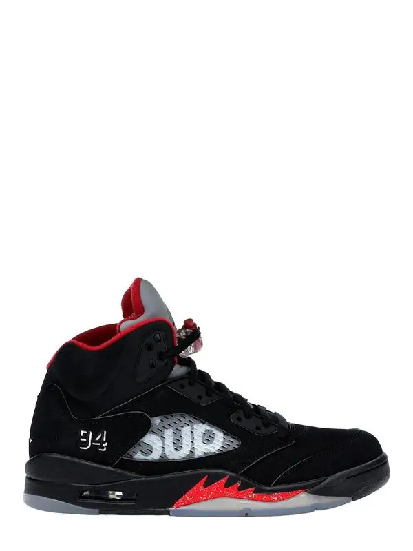 JORDAN 5 Retro Supreme Sneakers - Black/fire Red