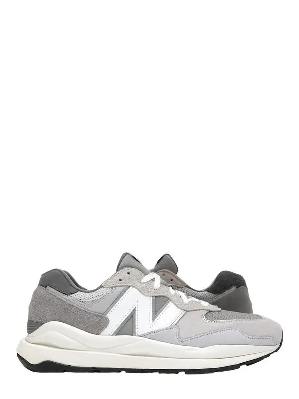 NEW BALANCE 57/40 - Grey/white
