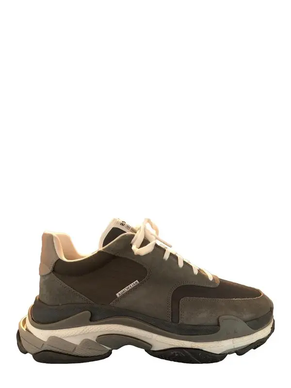 Balenciaga Triple S 2.0 Suedein Sneakers - Grey/black