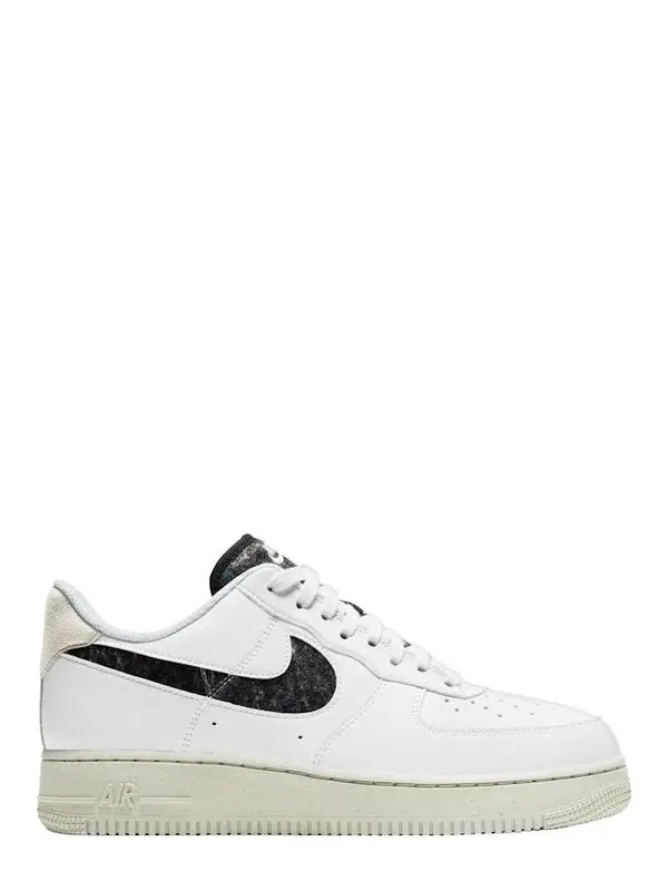 Nike Air Force 1 Low '07 Se Recycled Sneakers - White/light Bone/black