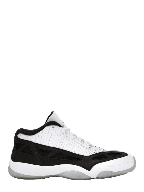 JORDAN Retro Low Ie Sneakers - White/black/metallic Silver
