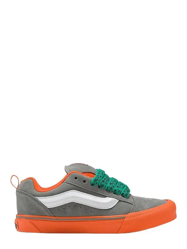 VANS Knu Skoolin Sneakers - Pop Outsole/orange