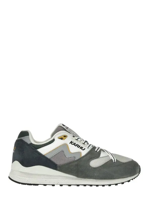 KARHU Synchron Classic Sneakers - Gunmetal/bright White
