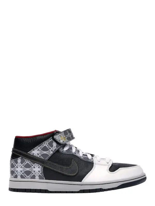 Nike Dunk Mid Sneakers - Black