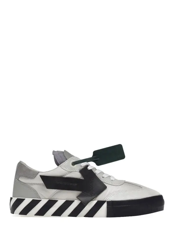 Off-White Vulcanized Low Top Sneakers - White/black/grey