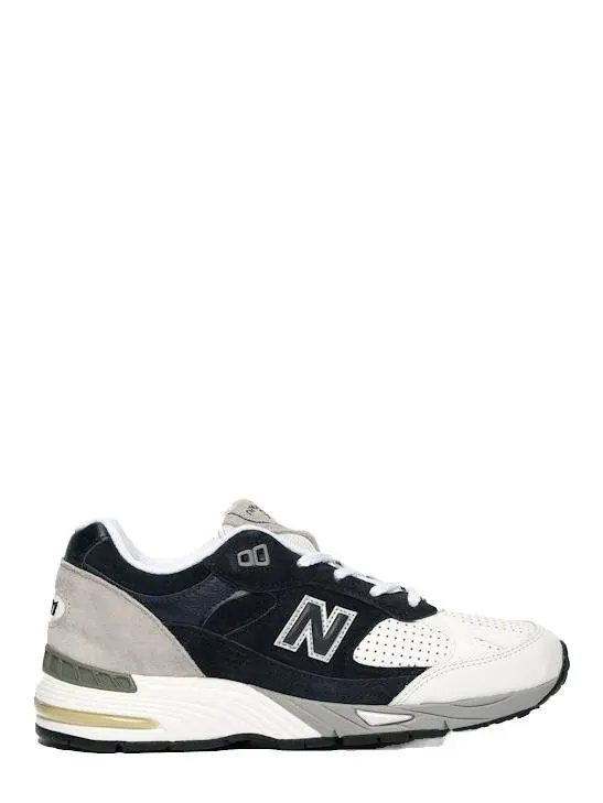 NEW BALANCE 991 Sneakers - White/black/grey