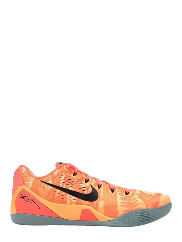 Nike Kobe Em Low Sneakers - Peach Cream/bright Mango/cannon