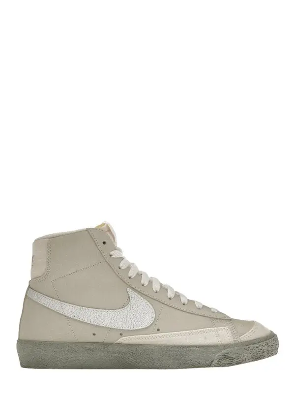 Nike Blazer Mid '77 Emb Sneakers - Summit White/phantom