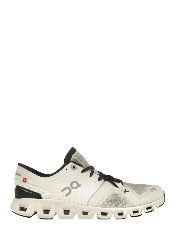 On Running Cloud X 3 Sneakers - White/black