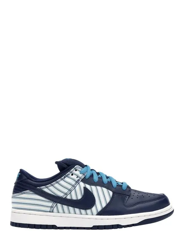 Nike Dunk Low Avenger Navy Sneakers - White/midnight Navy/blue Reef