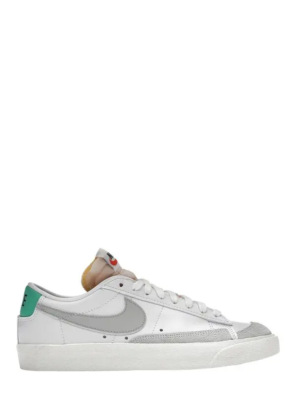 Nike Blazer Low 77 Vintage Sneakers - White/grey Fog/light Menta