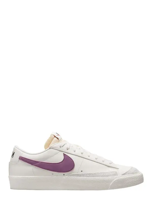 Nike Blazer Low 77 Vintage Sneakers - Sail/light Bordeaux/vivid Sulfur
