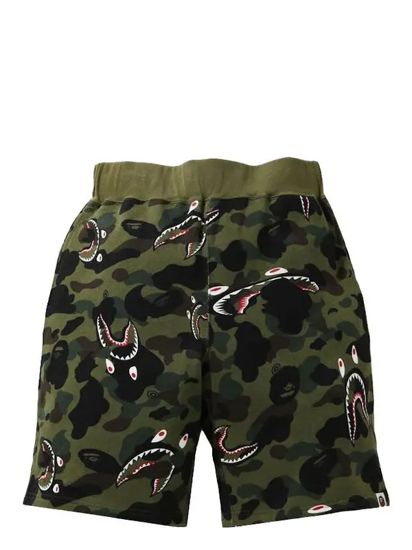 BAPE 1st Camo Wide Sweatshorts - Green