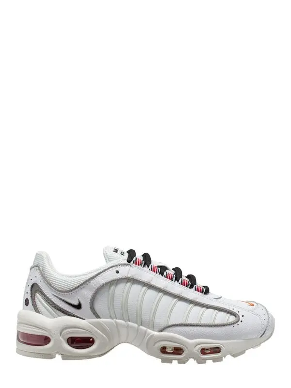 Nike Max Tailwind Iv Brs Sneakers - White/black/summit White
