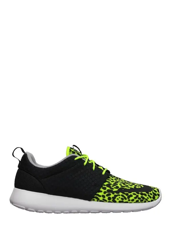 Nike Roshe Run Leopard Sneakers - Volt/black/white