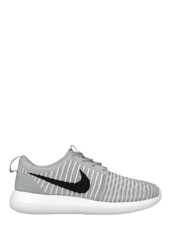 Nike Roshe Two Flyknit Sneakers - Wolf Grey/black/white
