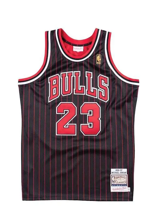 Mitchell & Ness Michael Jordan 1996-97 Chicago Bulls Alternate Authentic Nba Jersey - Black/red/white