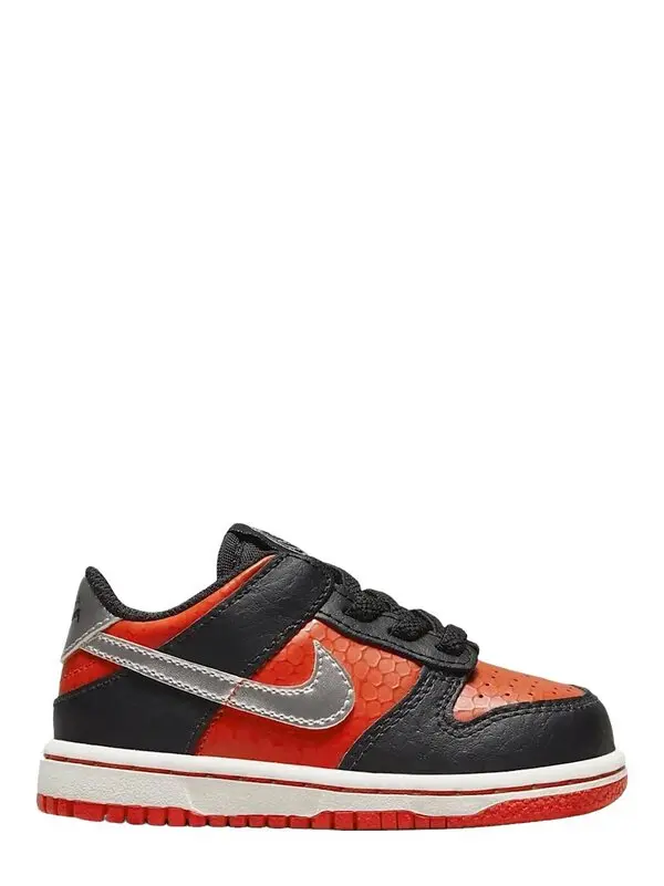 Nike Dunk Low Se Martian Sneakers - Black/picante Red/summit White