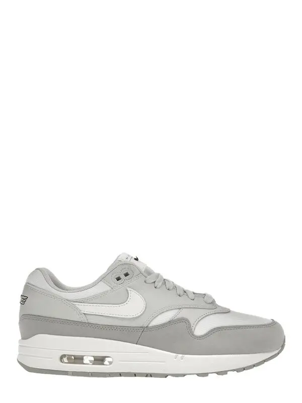 Nike Max 1 '87 Lx Sneakers - Photon Dust/white/light Smoke Grey