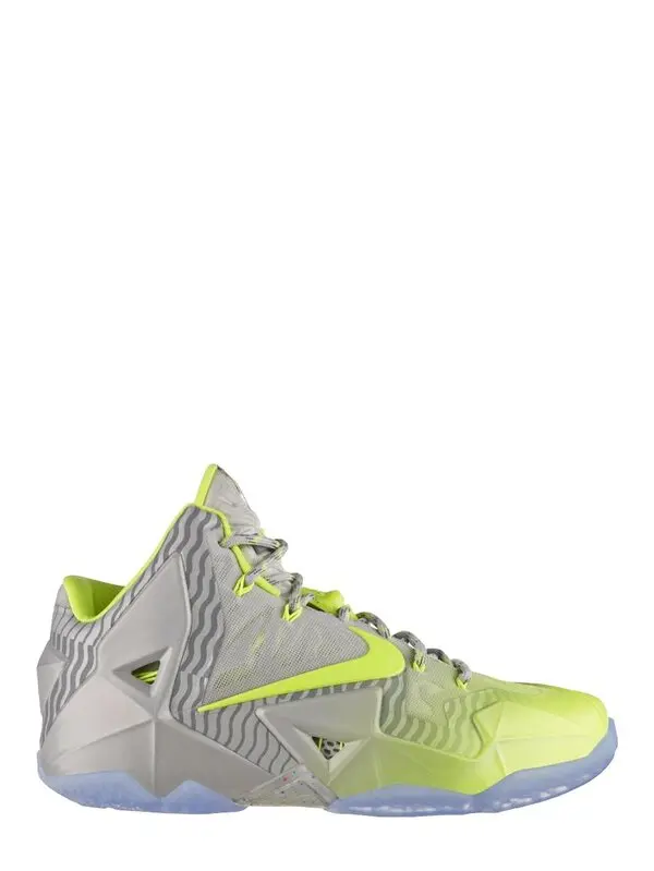 Nike Lebron Maison Luster Sneakers - Metallic Luster/volt/ice